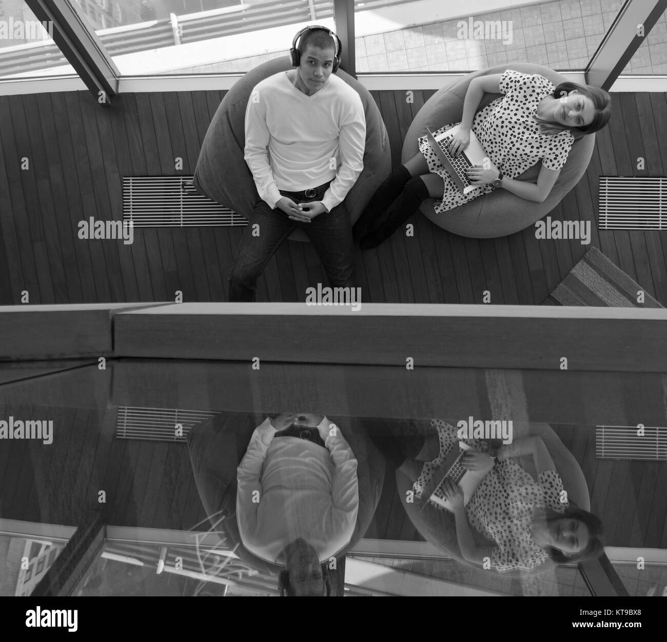 Group people meeting discussing business Black and White Stock Photos ...