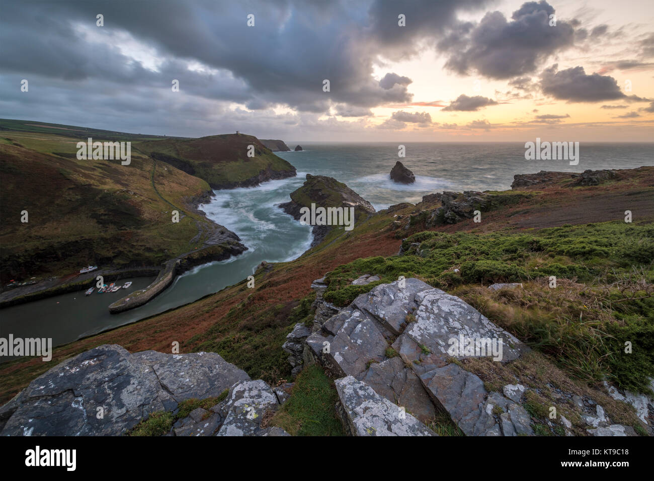 Boscastle on the North Cornwall coast Stock Photo - Alamy