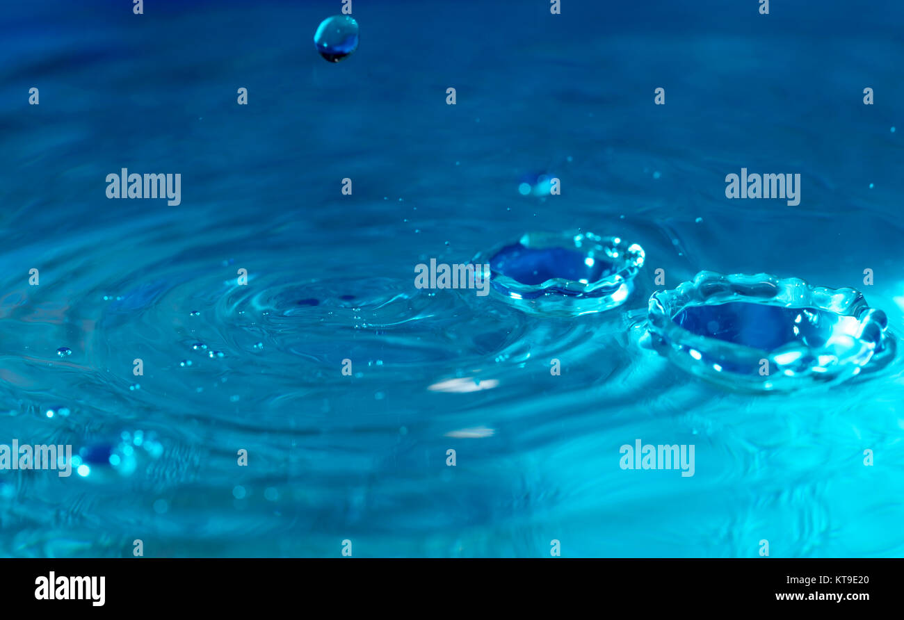 Drops of water variations Stock Photo - Alamy