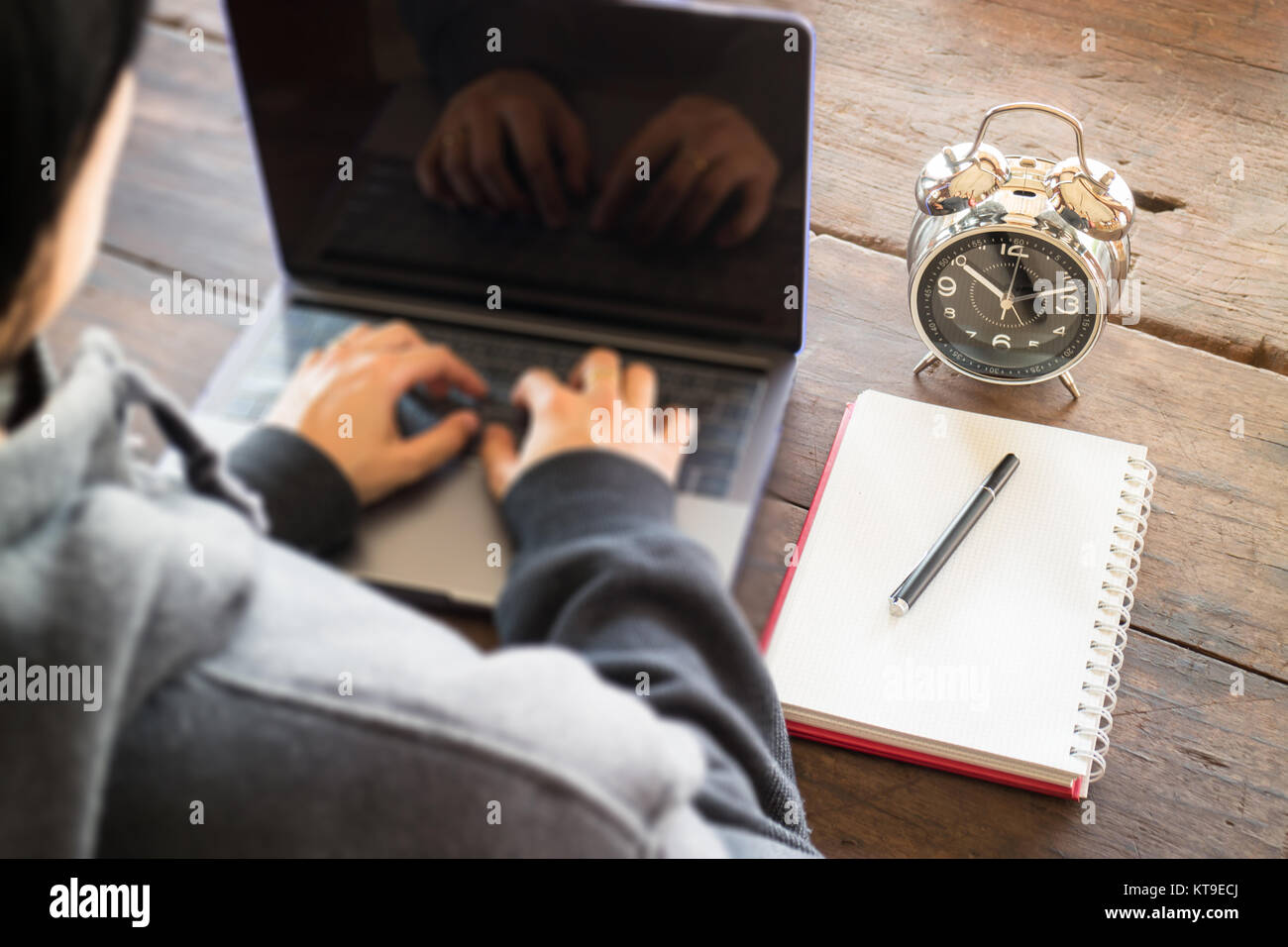 Business Woman Working Late At Home Stock Photo - Alamy