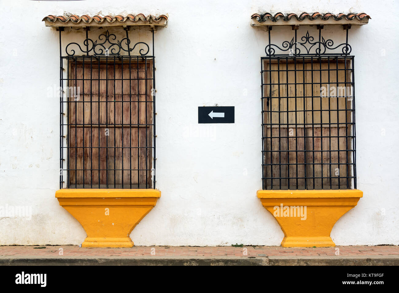 Old Colonial Windows in Mompox, Colombia Stock Photo - Alamy