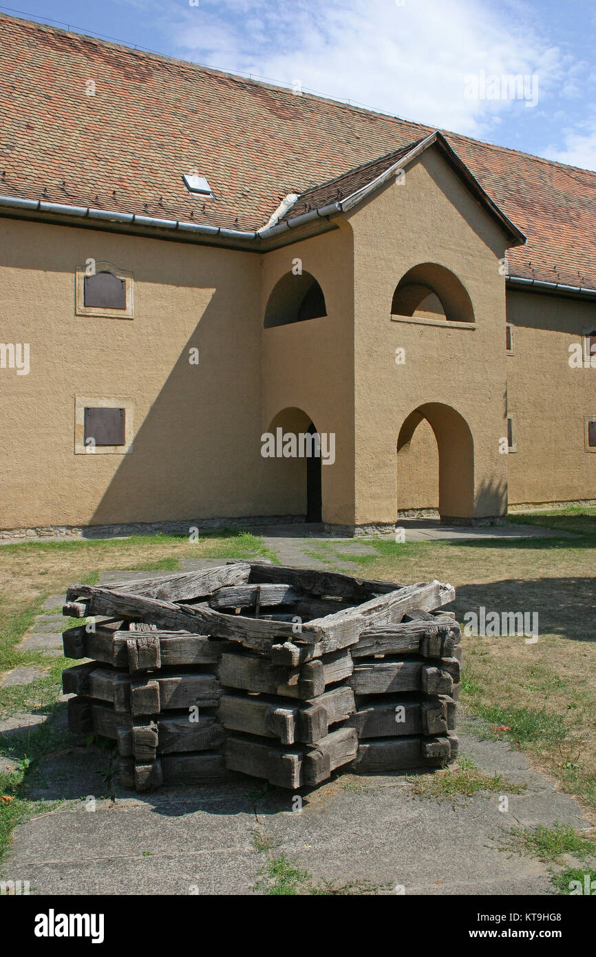 Hungarian peasant house hi-res stock photography and images - Alamy