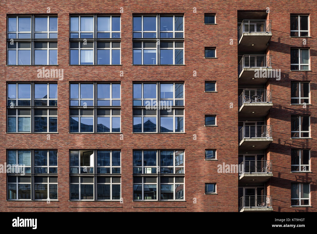 house facade windows Stock Photo - Alamy