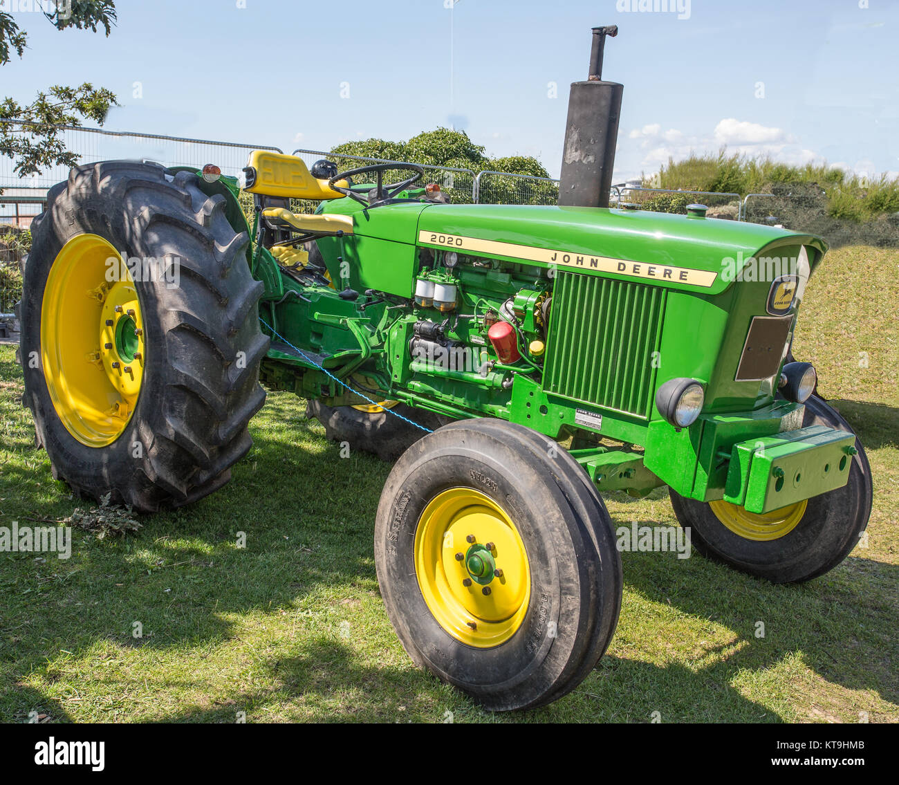Restored vintage John Deere 2020 tractor Stock Photo - Alamy