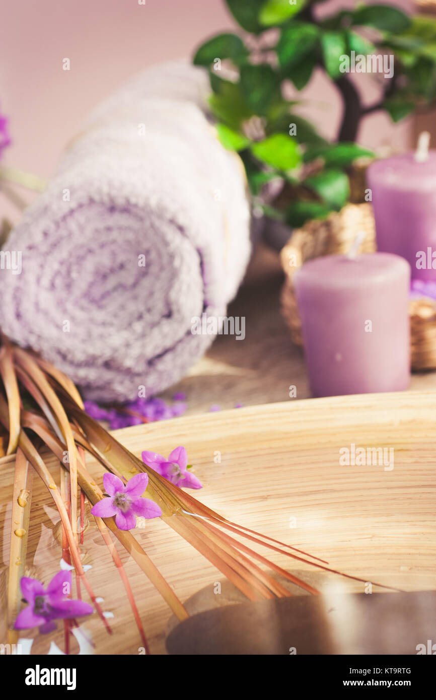 Purple spa setting Stock Photo - Alamy