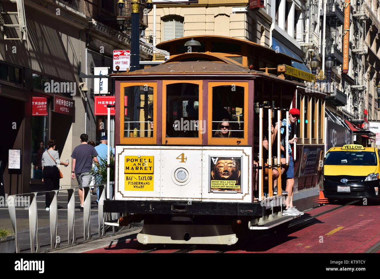 Powell-Hyde line cable car No. 4 on Powell Street, San Francisco Stock ...