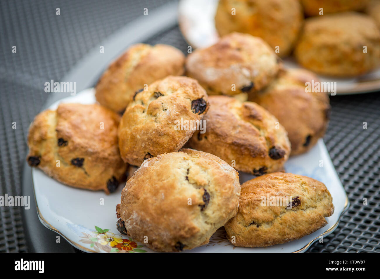 Scones image hi-res stock photography and images - Alamy