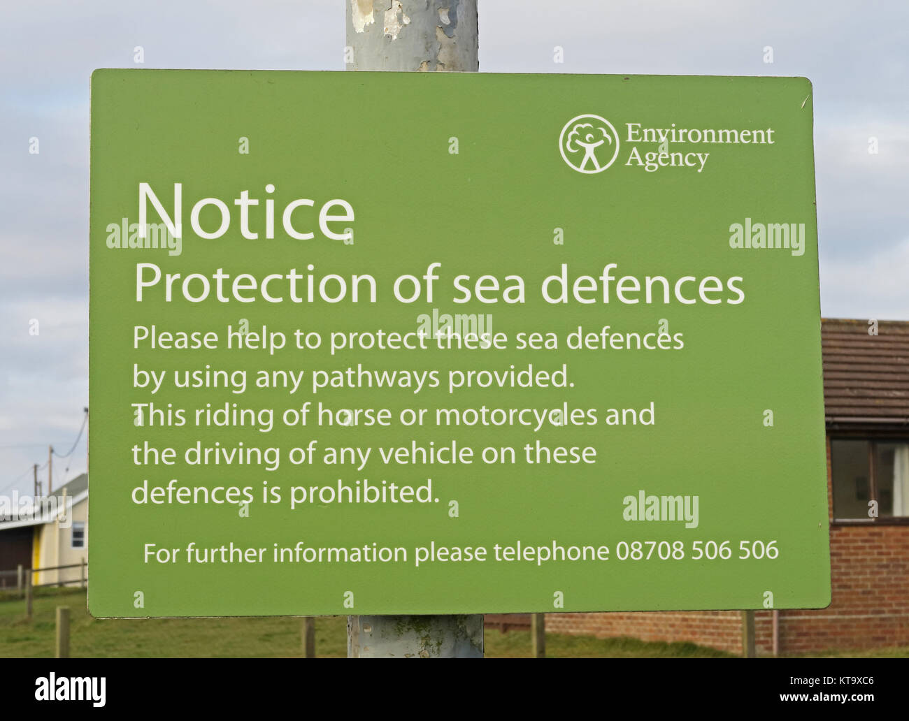 Environment agency sign hi-res stock photography and images - Alamy