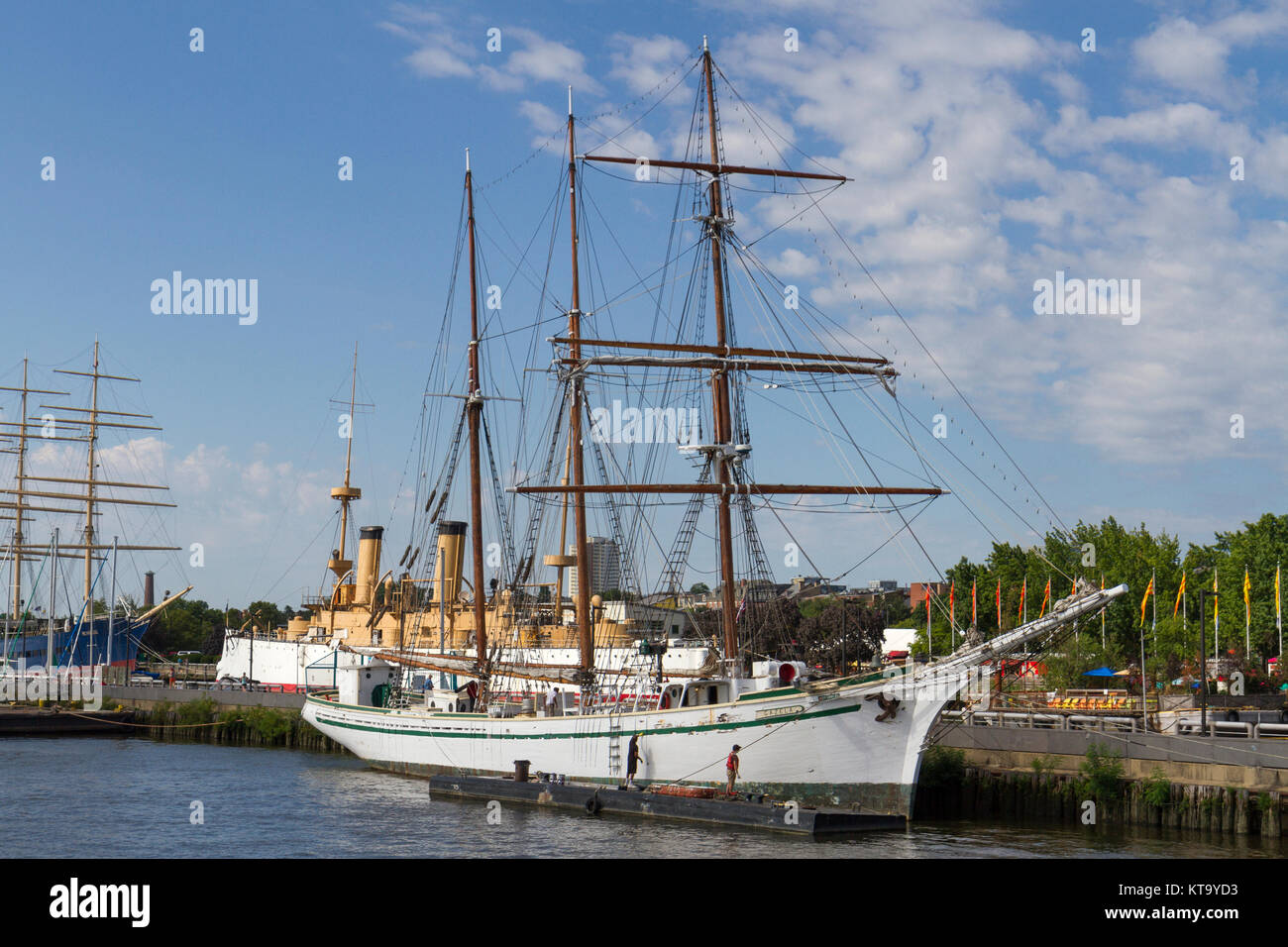 Barkentine hi-res stock photography and images - Alamy
