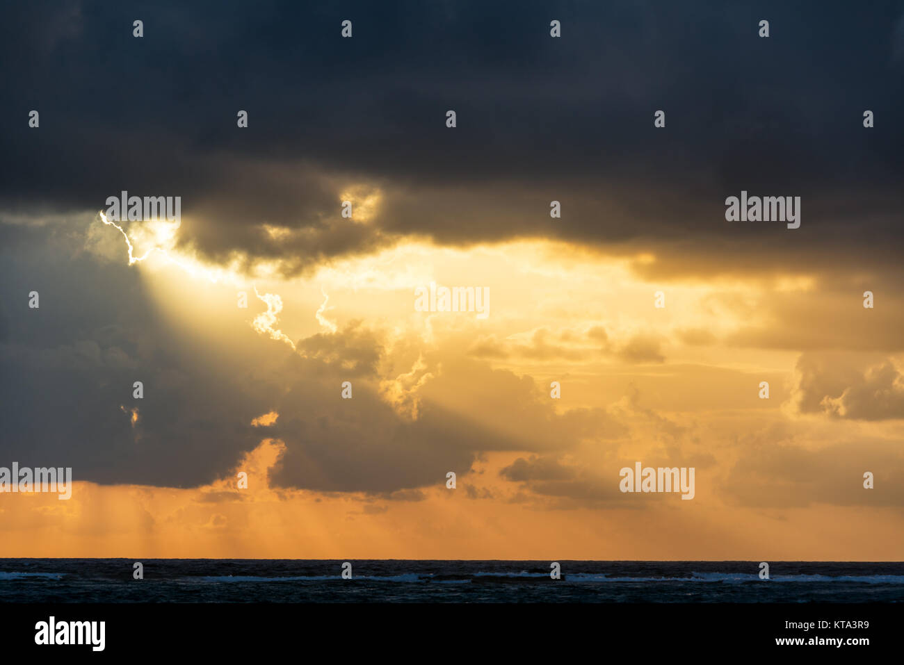 Early Morning Sun Rays Stock Photo - Alamy