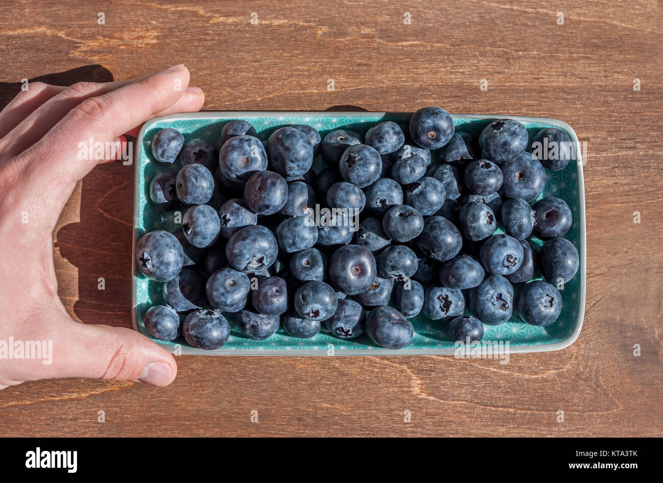 fresh big blueberries in rectangular plate Stock Photo - Alamy