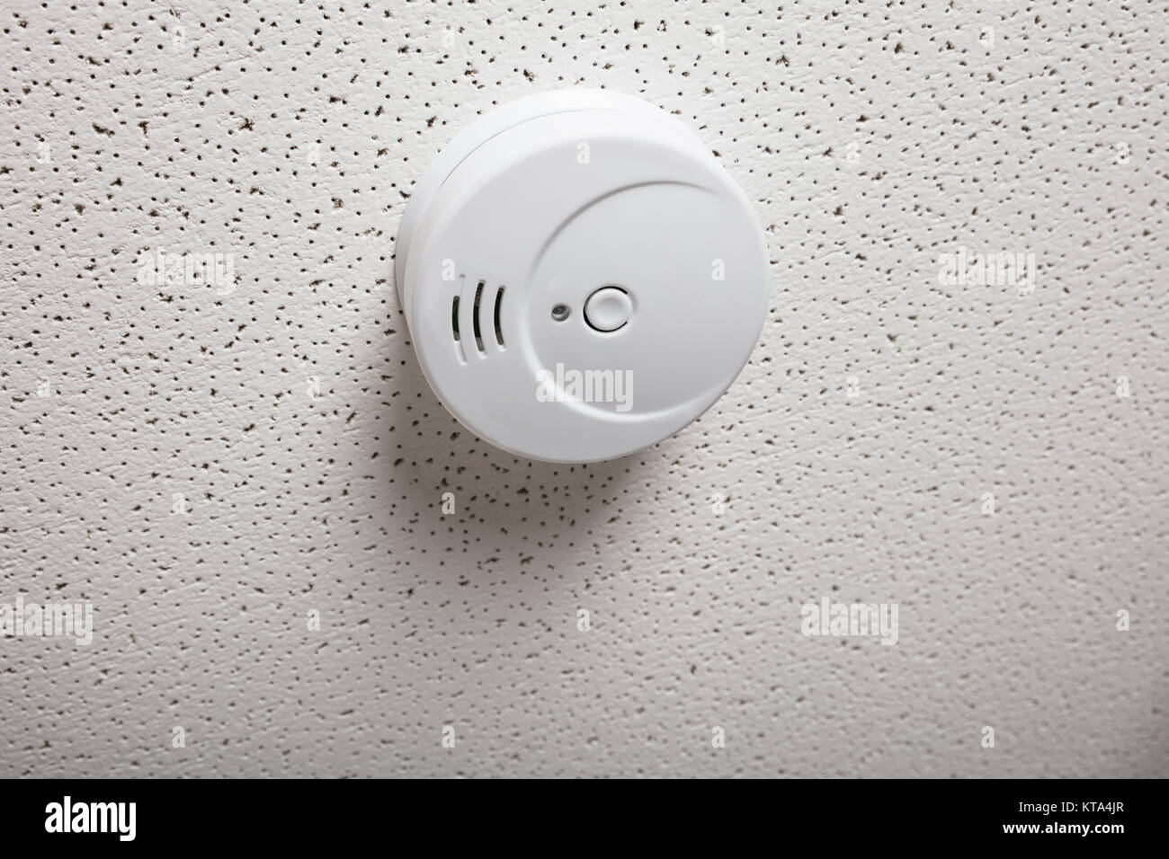 Smoke Detector On A Ceiling Stock Photo - Alamy