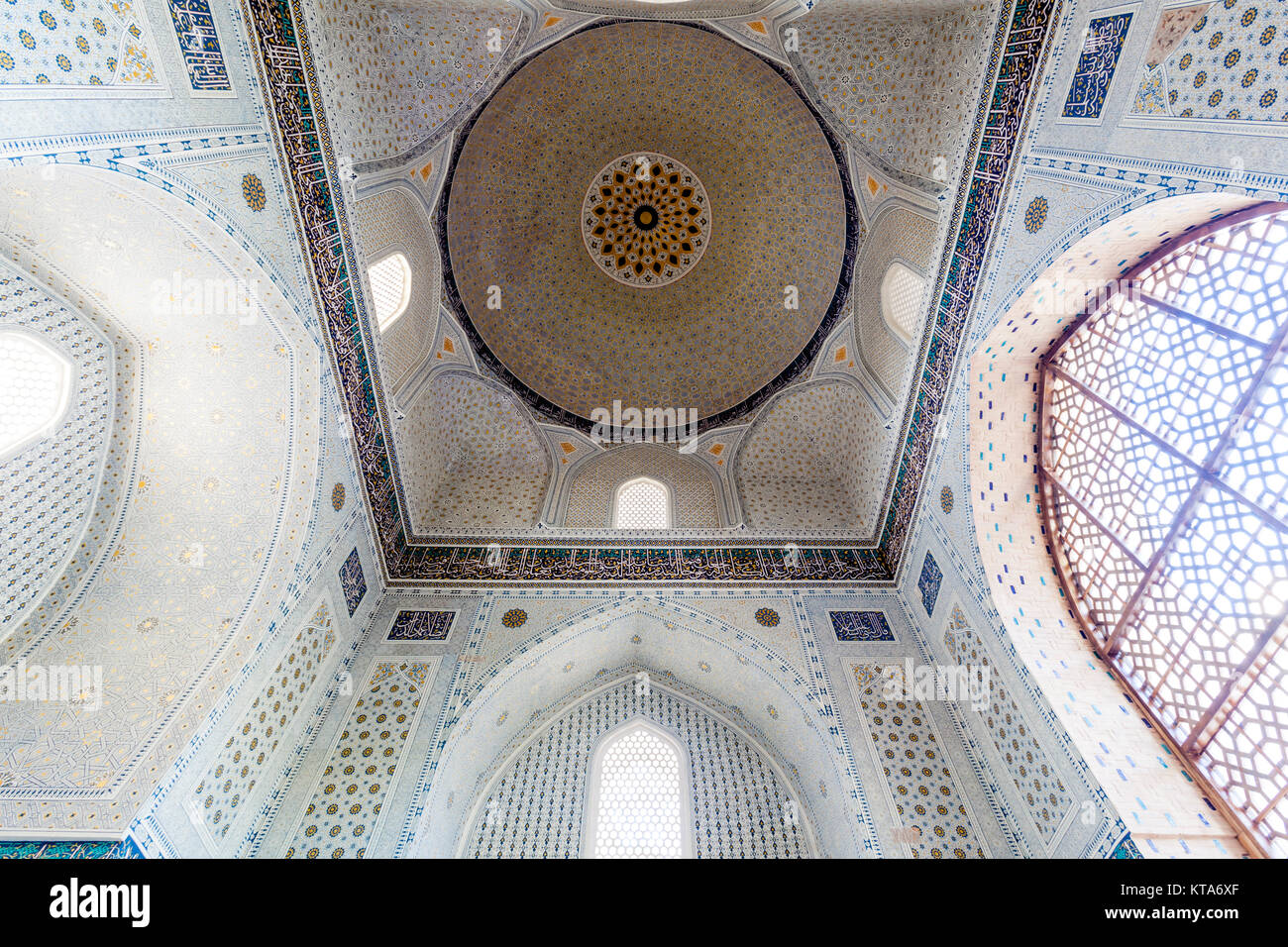 The Interior Of Bibi Khanym Mosque, Samarkand, Uzbekistan Stock Photo ...