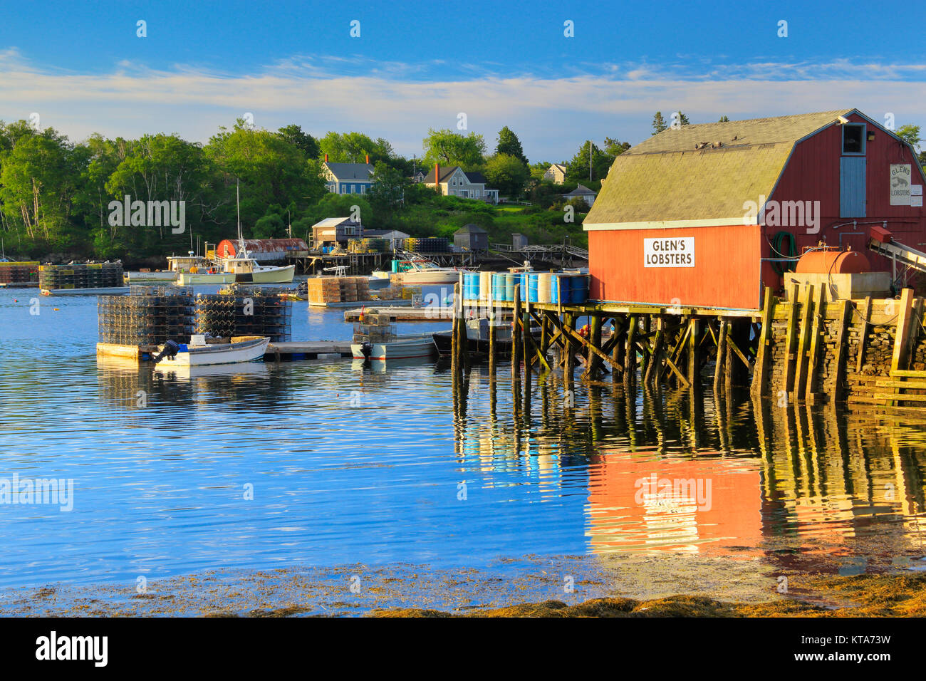 Mackerel cove bailey island maine hi-res stock photography and images ...