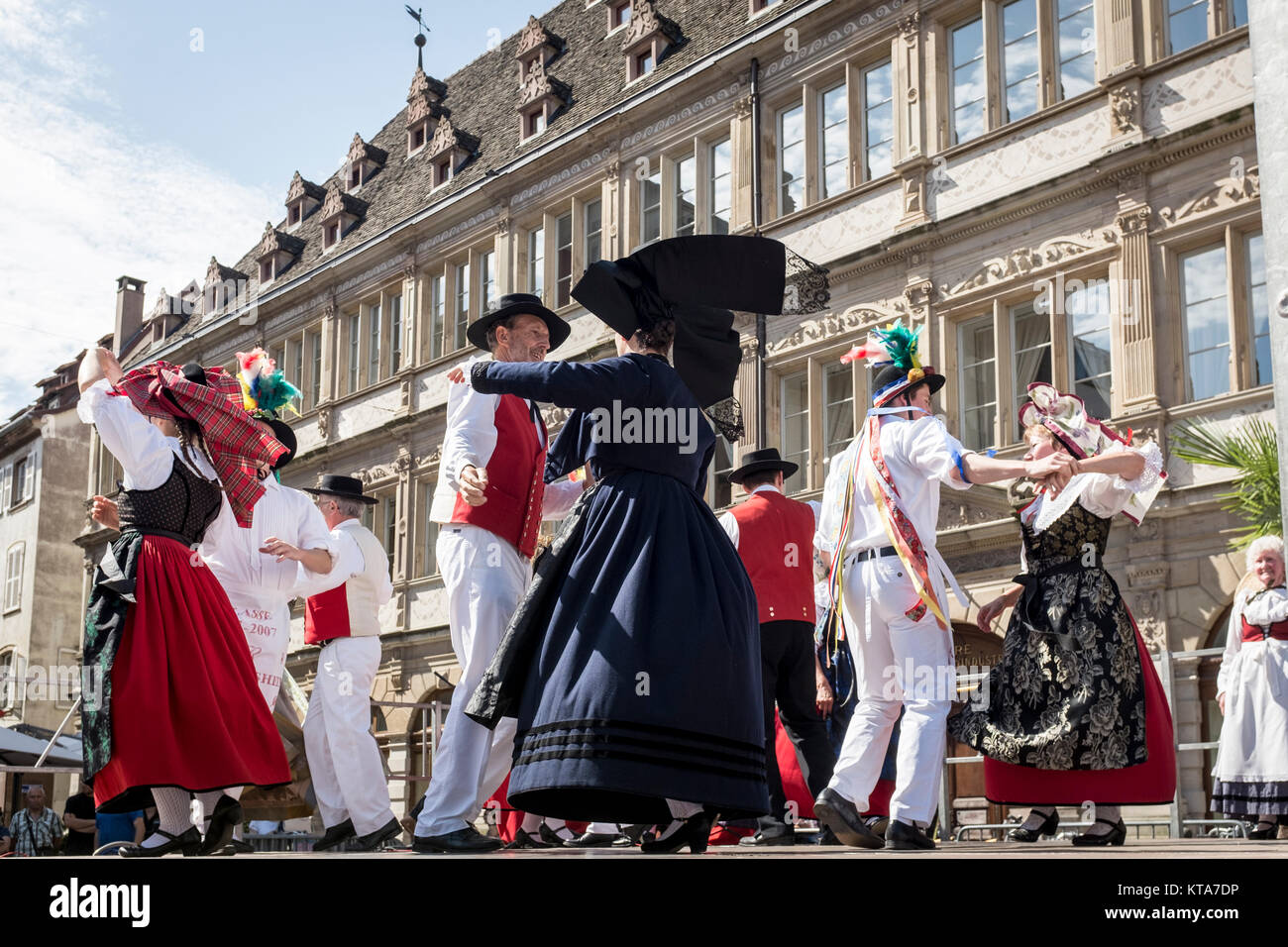 Alsace folklore hi-res stock photography and images - Alamy