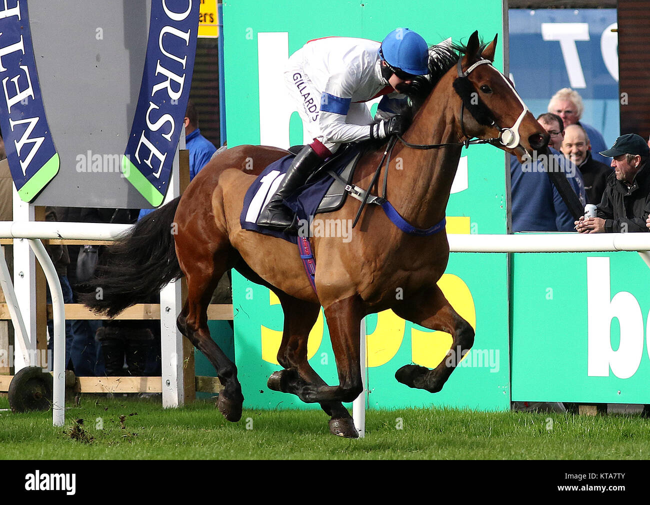 David noonan jockey hi-res stock photography and images - Alamy