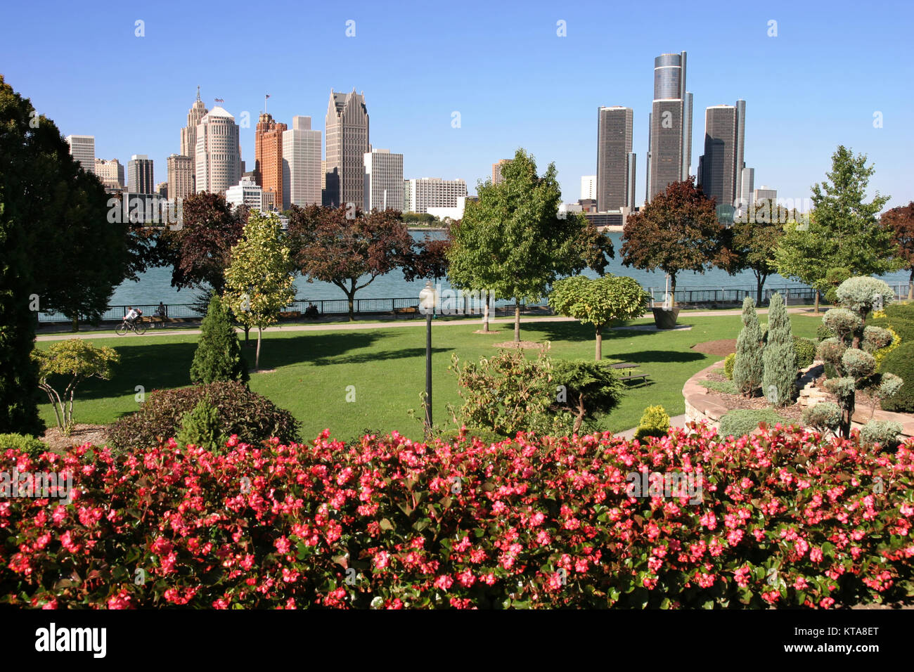 view of Detroit skyline from Windsor, Ontario Stock Photo - Alamy