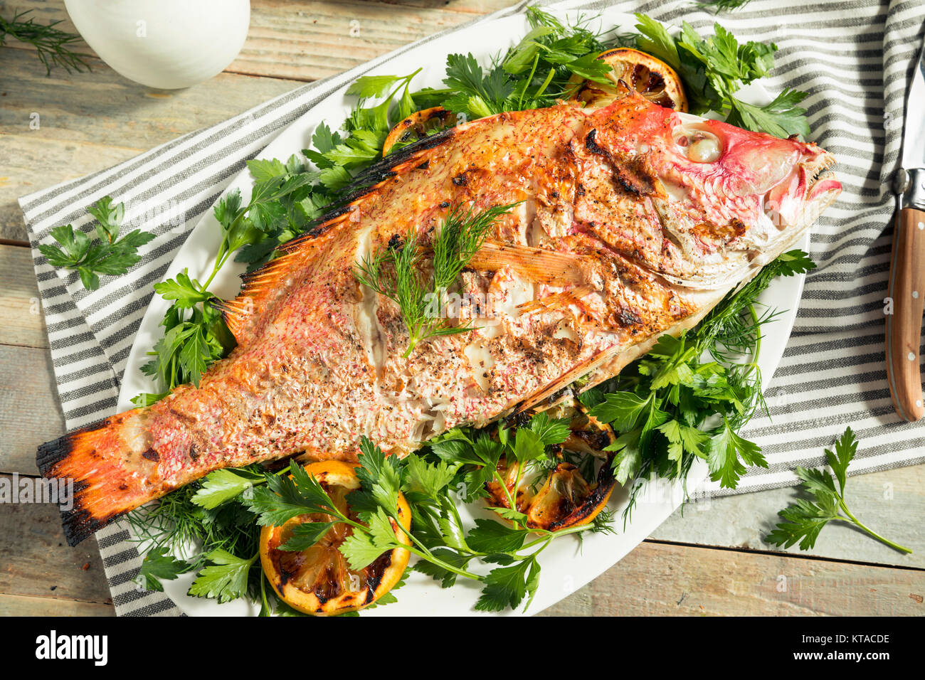 Homemade Grilled Whole Red Snapper with Lemons and Dill Stock Photo - Alamy