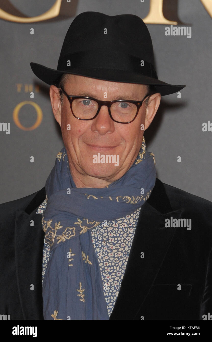 'The Crown' Season 2 – World Premiere - Arrivals Featuring: Alex ...