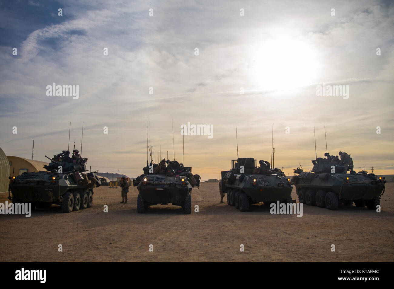 U.S. Marines with 3rd Light-Armored Reconnaissance, 1st Marine Division ...