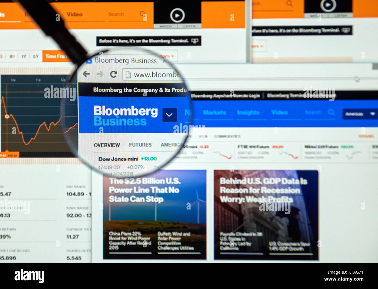 Bloomberg home page hi-res stock photography and images - Alamy