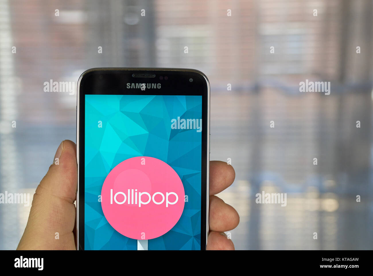 Adnroid hi-res stock photography and images - Alamy