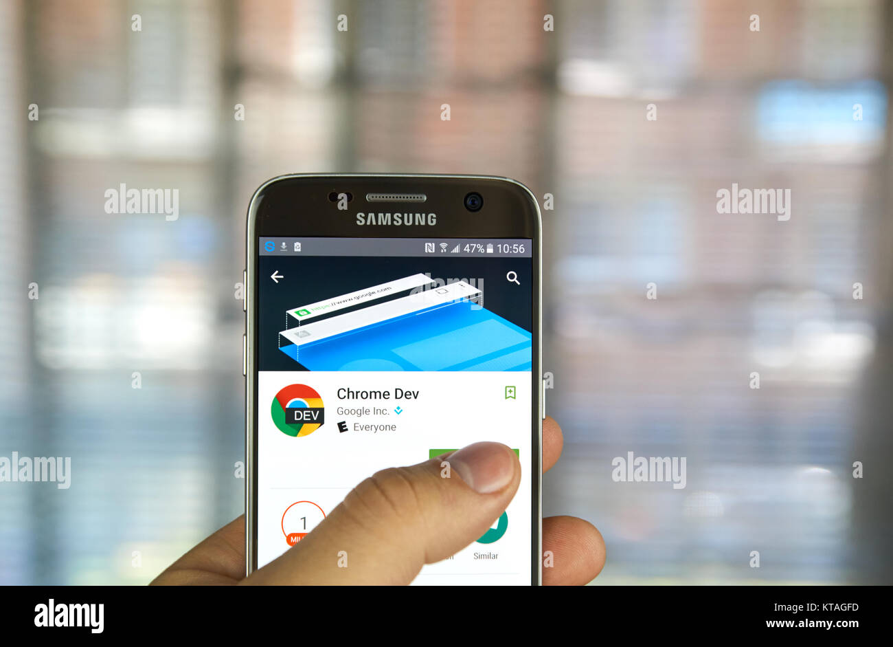 Chrome dev hi-res stock photography and images - Alamy