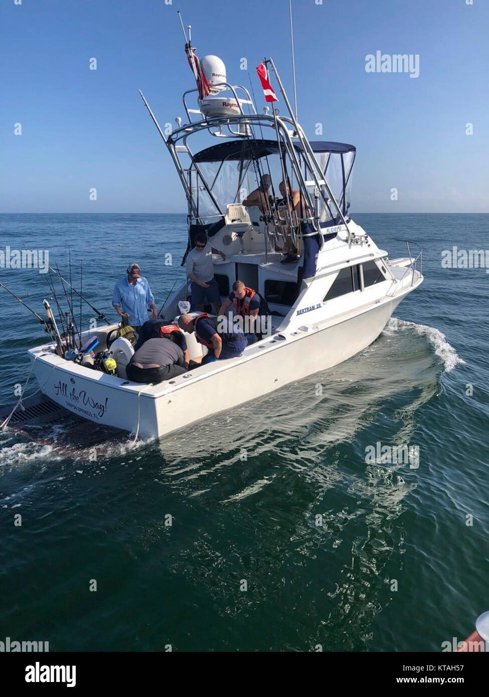 Response boat medium boatcrew hi-res stock photography and images - Alamy