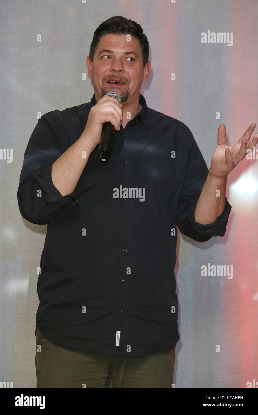 Tim Mälzer celebrates the first anniversary of his restaurant 'Die gute ...