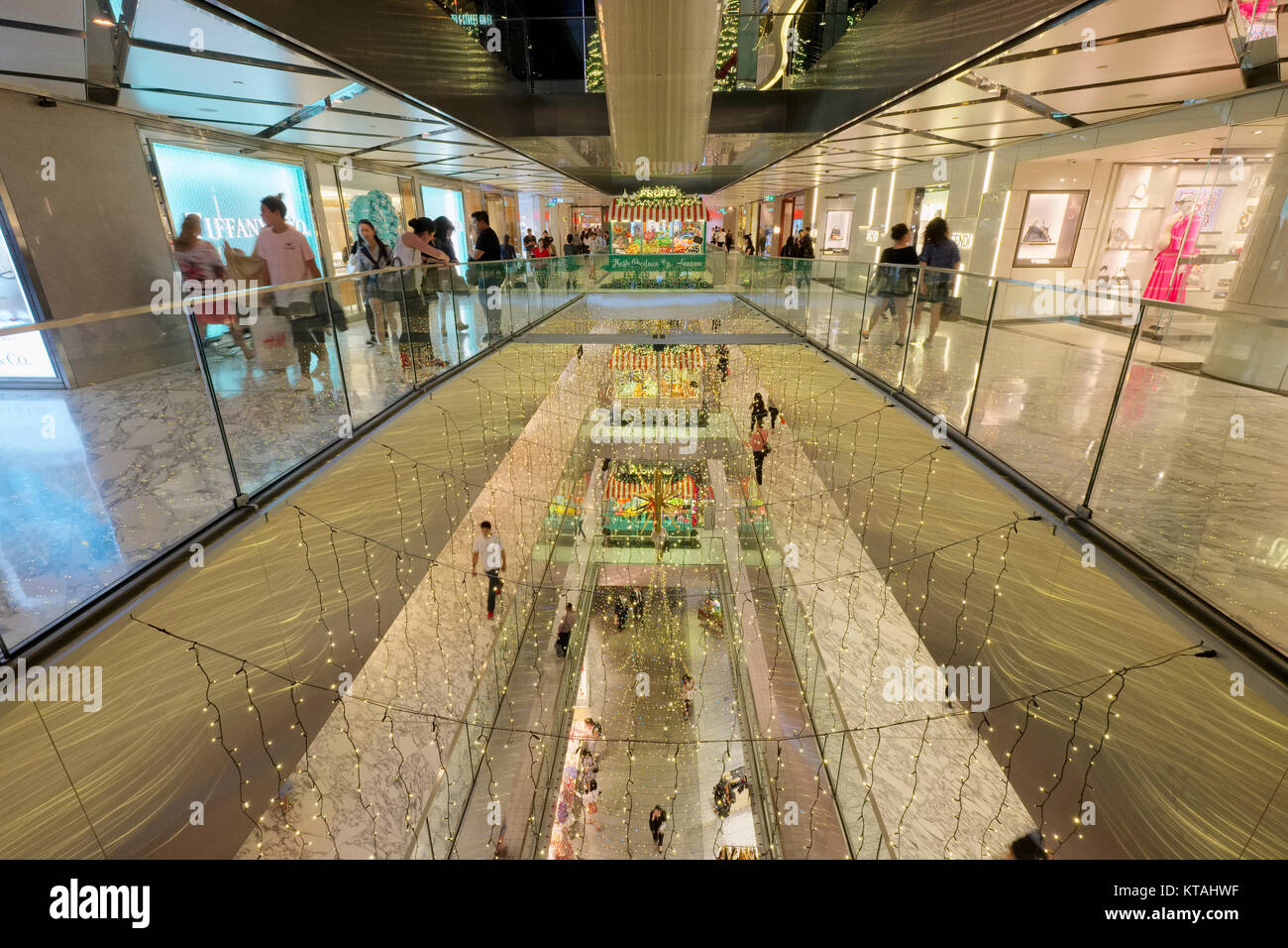 Westfield shopping arcade mall centre hi-res stock photography and ...