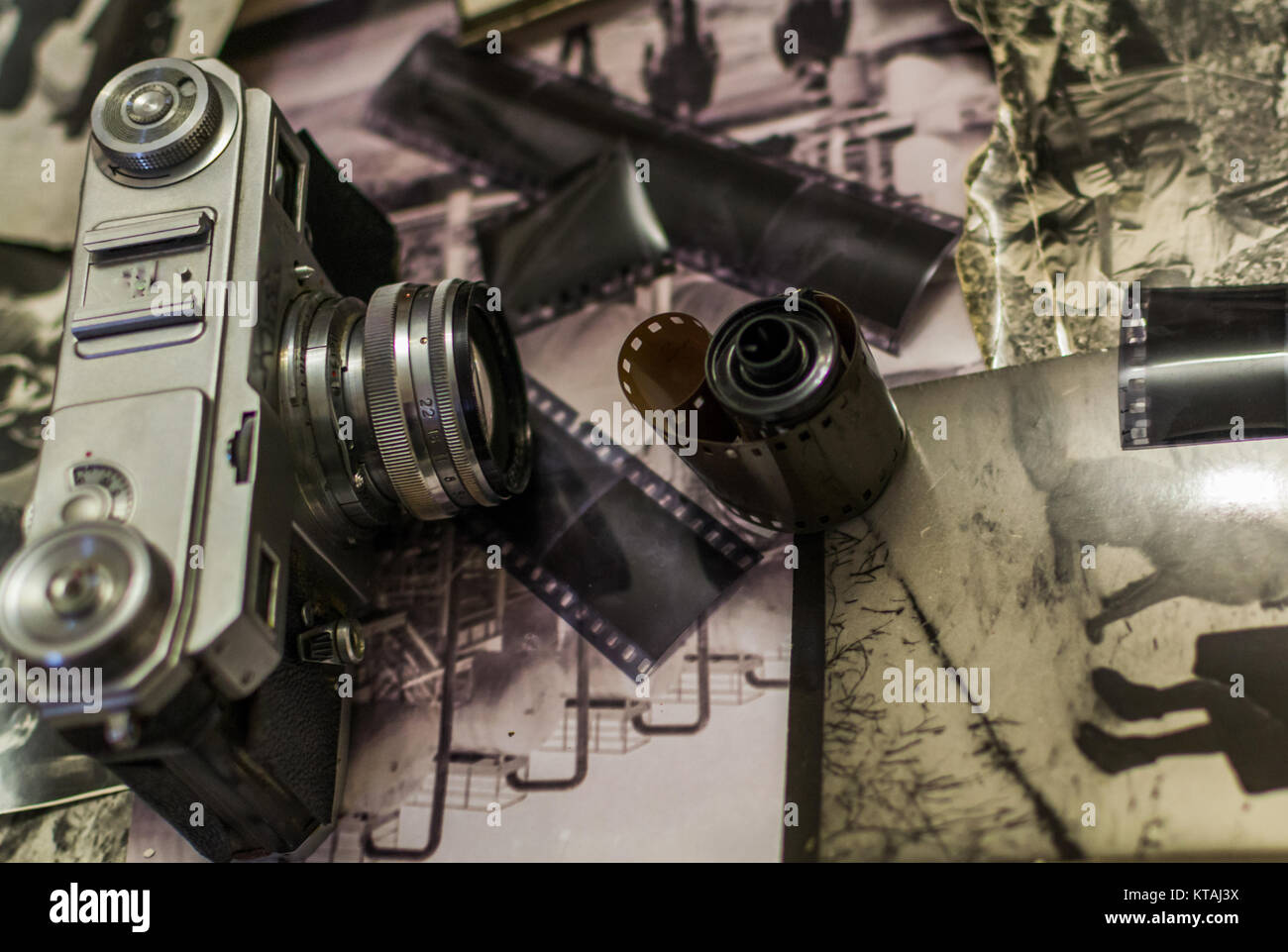 old camera and old film vintage film Stock Photo - Alamy