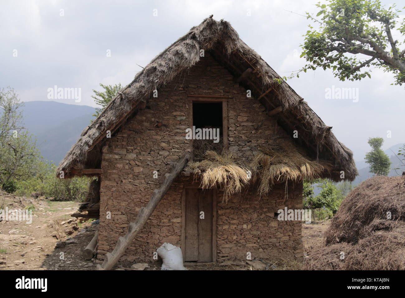 Rural life in nepal hi-res stock photography and images - Alamy