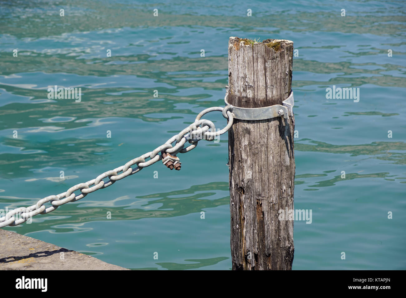 pier with rope Stock Photo - Alamy