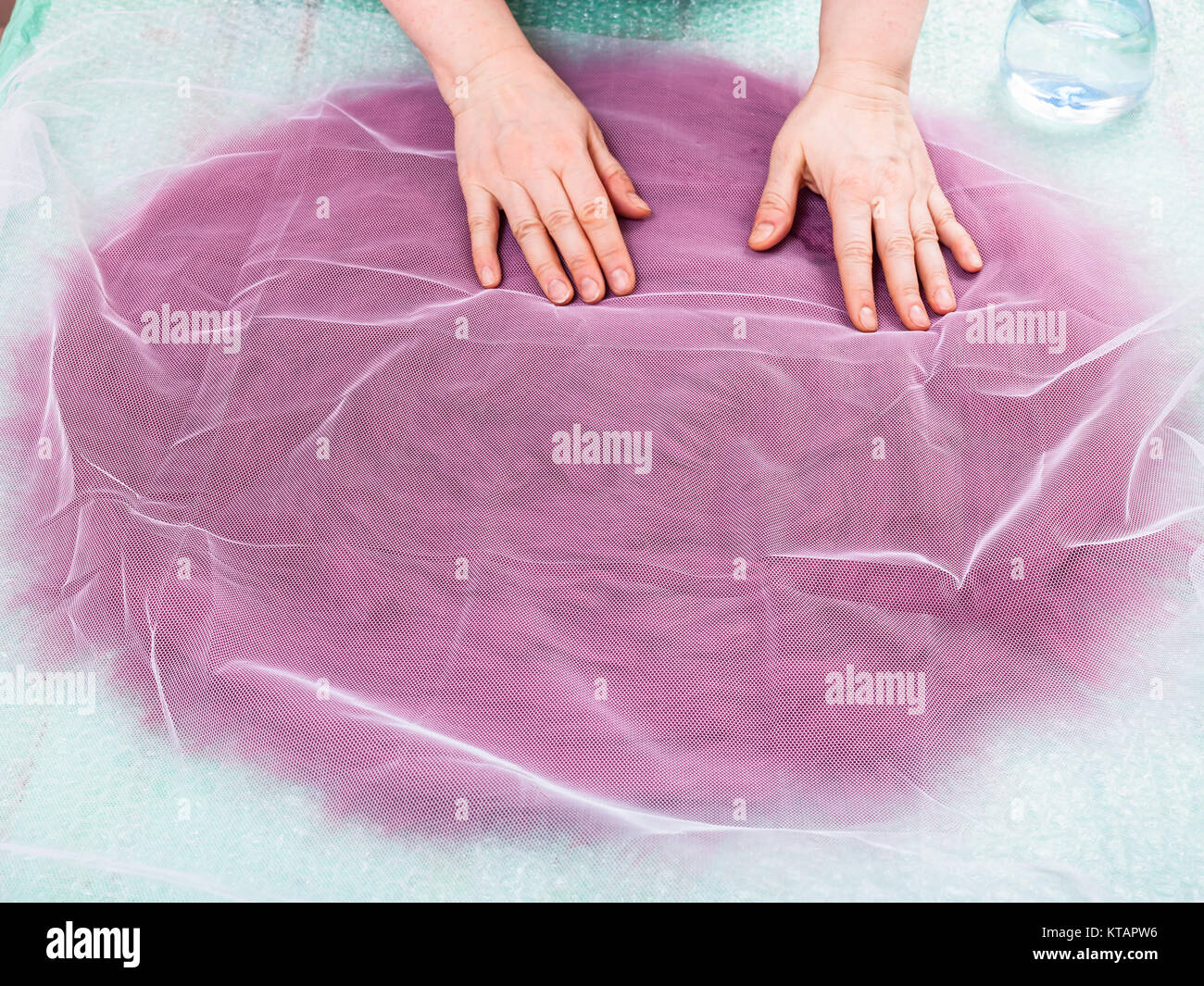 Netting process hi-res stock photography and images - Alamy