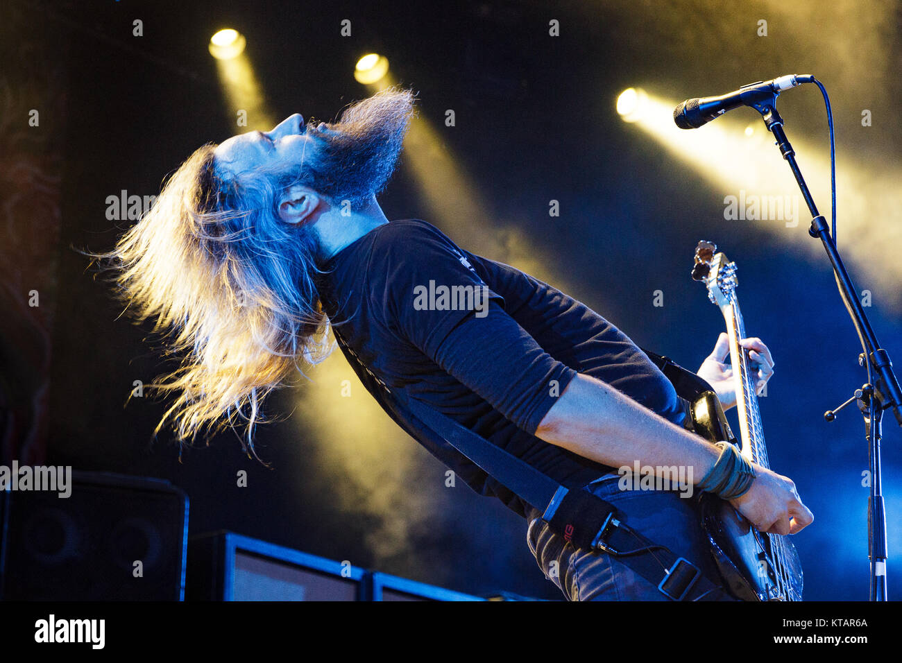 Troy sanders bassist singer mastodon live hi-res stock photography and ...