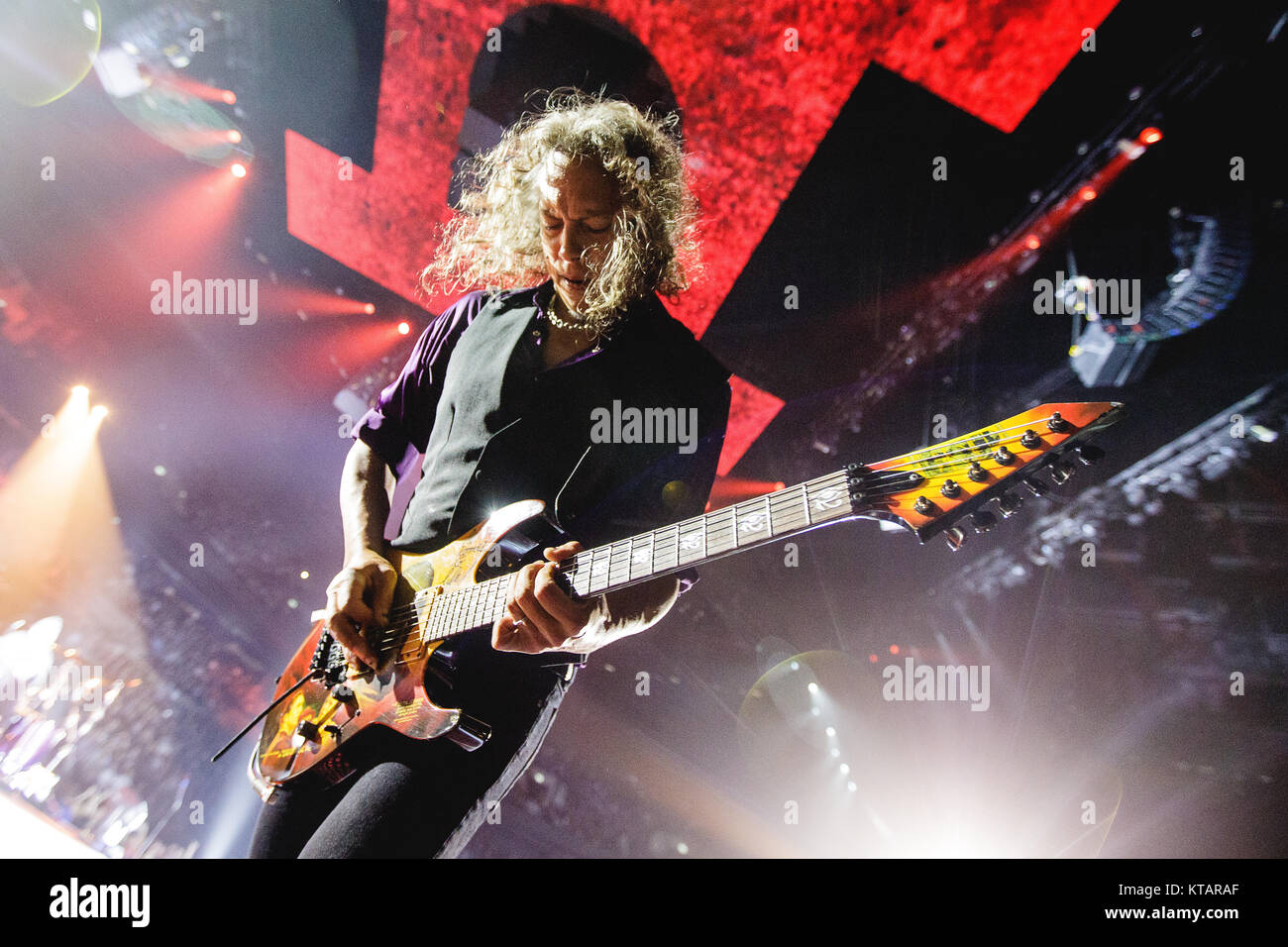 Metallica hi-res stock photography and images - Alamy