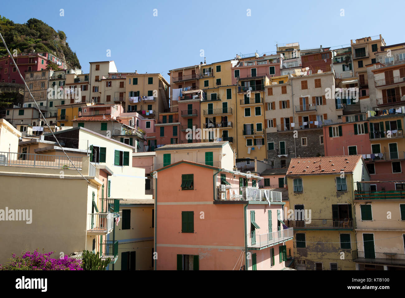 Manarola - one of the cities of Cinque Terre in italy Stock Photo - Alamy