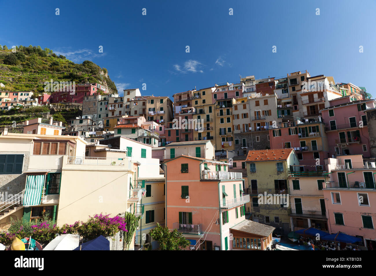 Manarola - one of the cities of Cinque Terre in italy Stock Photo - Alamy