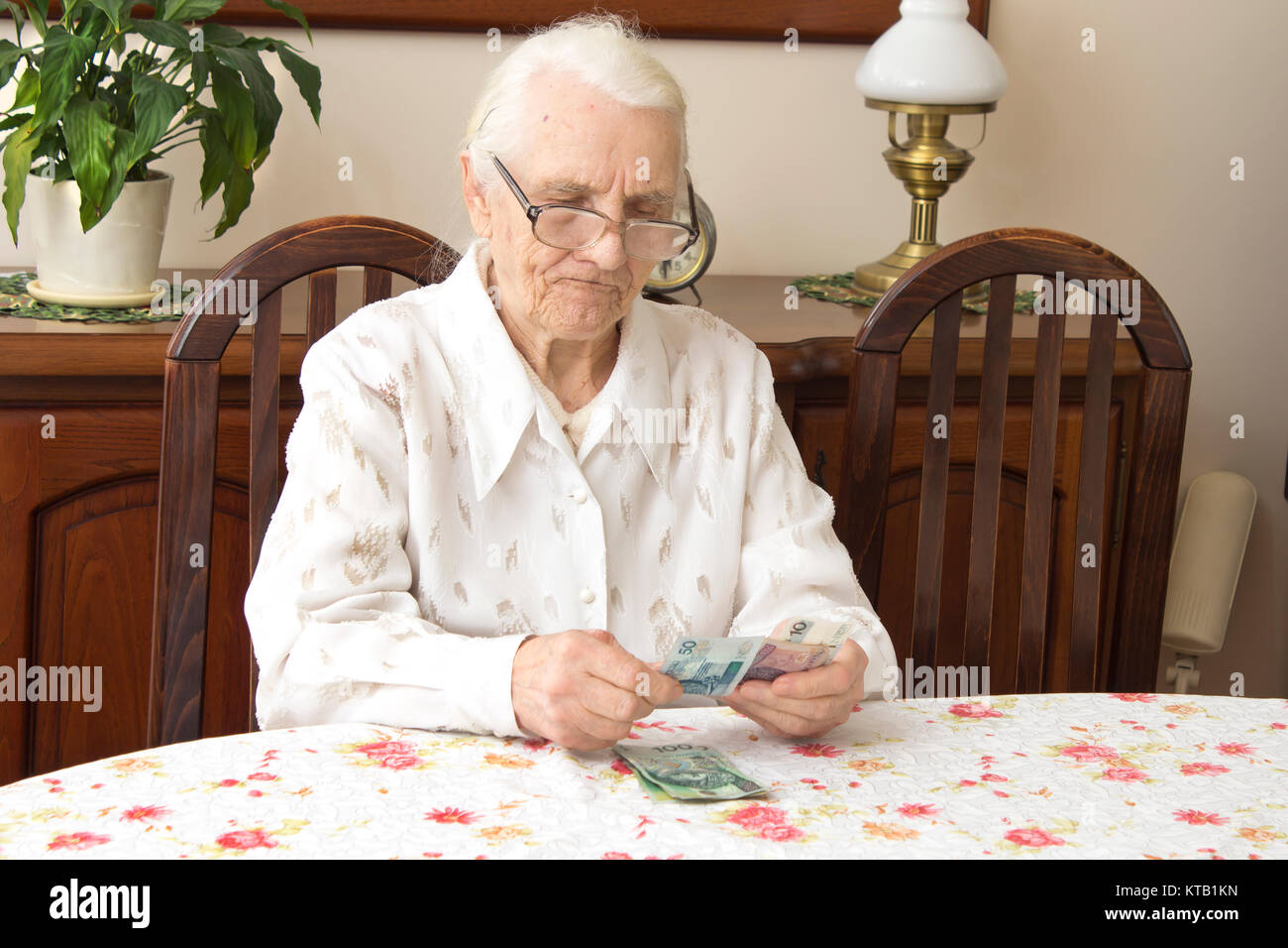 Retired counts hi-res stock photography and images - Alamy