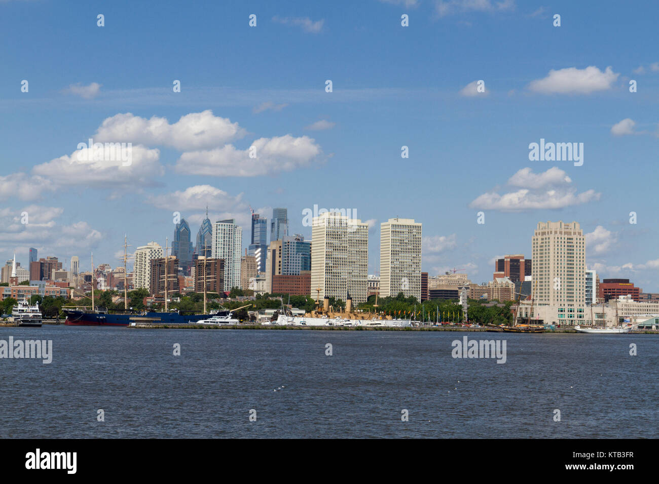 View of downtown Philadelphia, Pennsylvania, United States from the ...