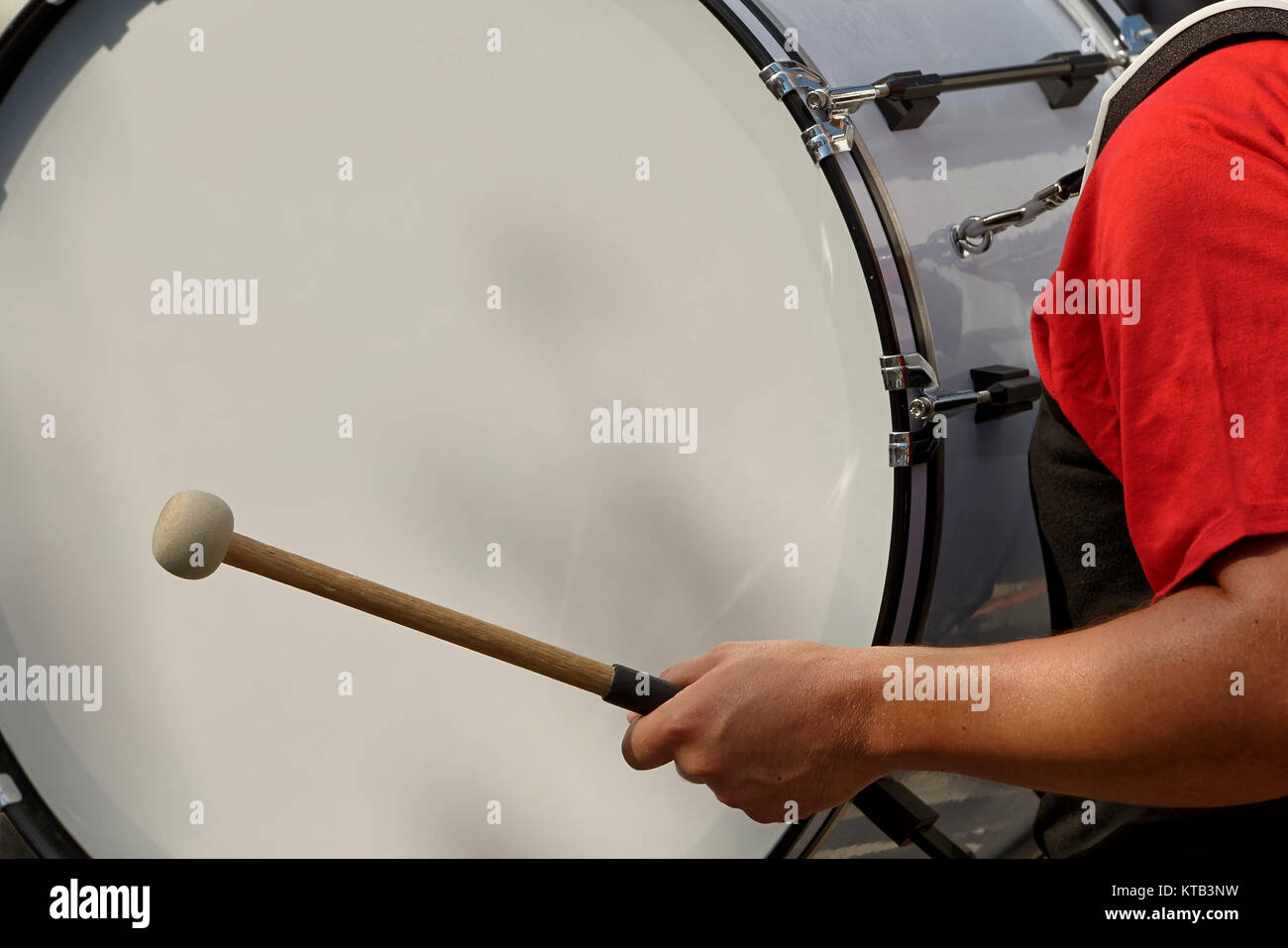Musikzug Grosse Trommel Stock Photo - Alamy