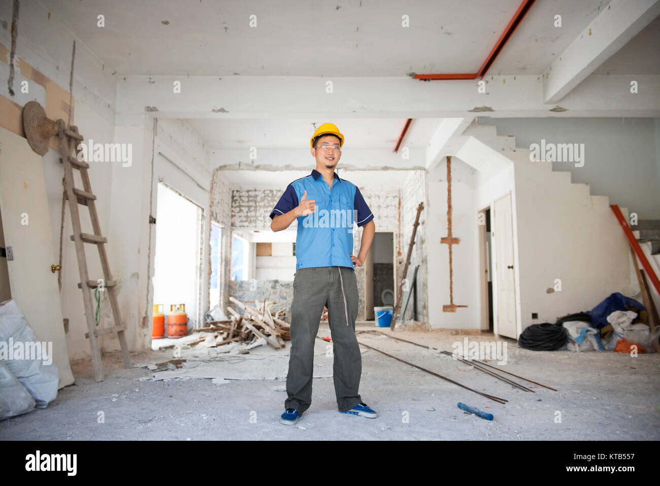 Foreign labour hi-res stock photography and images - Alamy