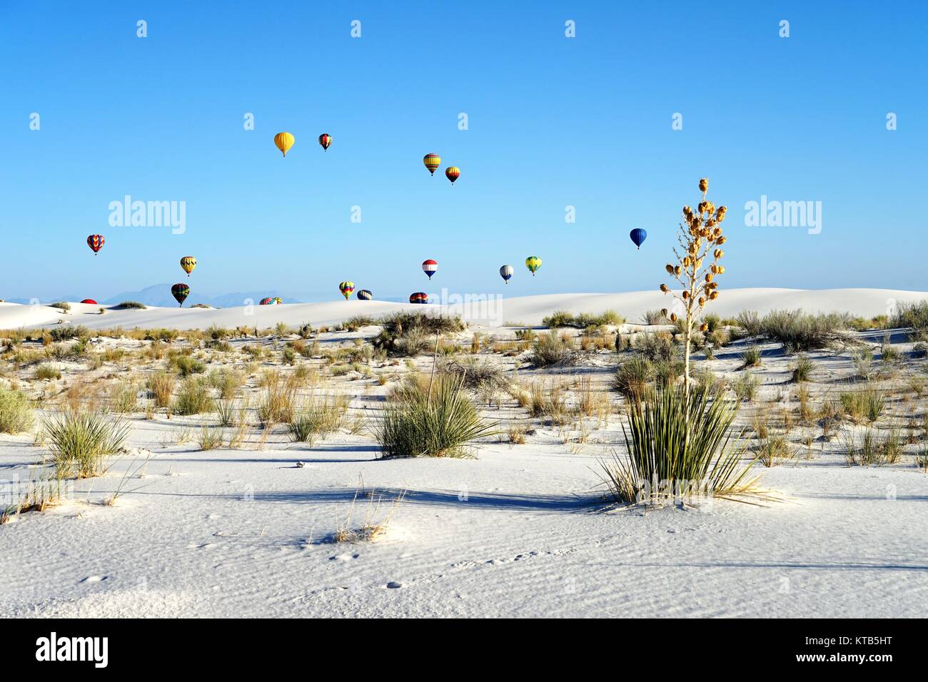 Sandy hot air balloon festival hi-res stock photography and images - Alamy