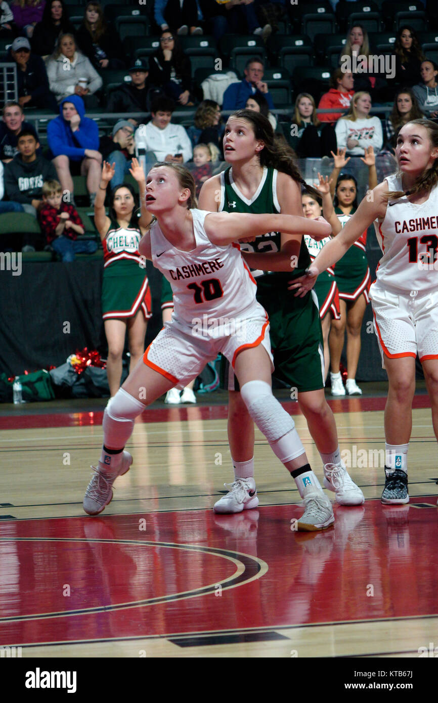 High school basketball player hi-res stock photography and images - Alamy