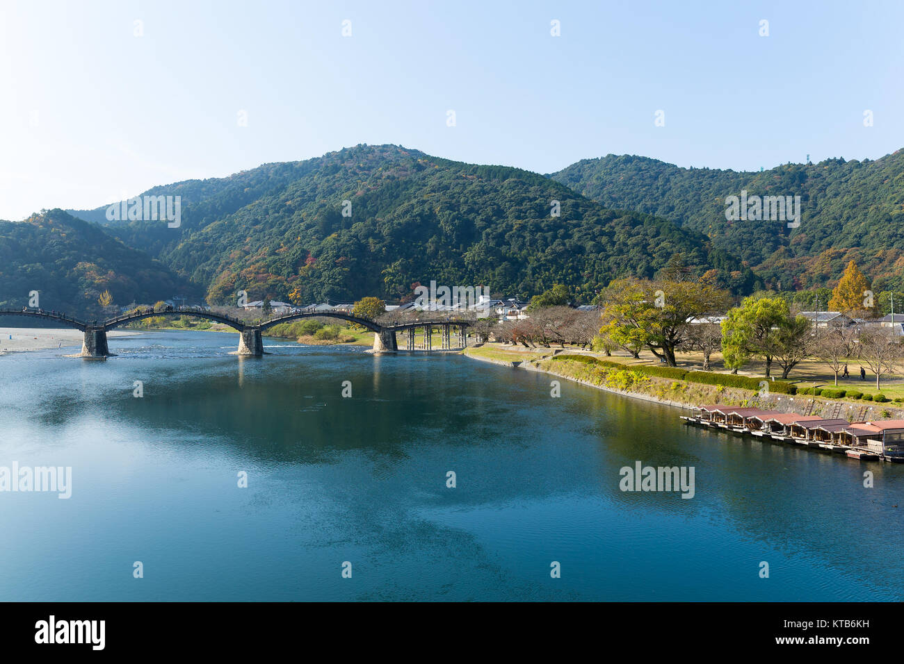 Wooden pedestrian Kintai Bridge in Japan Stock Photo - Alamy