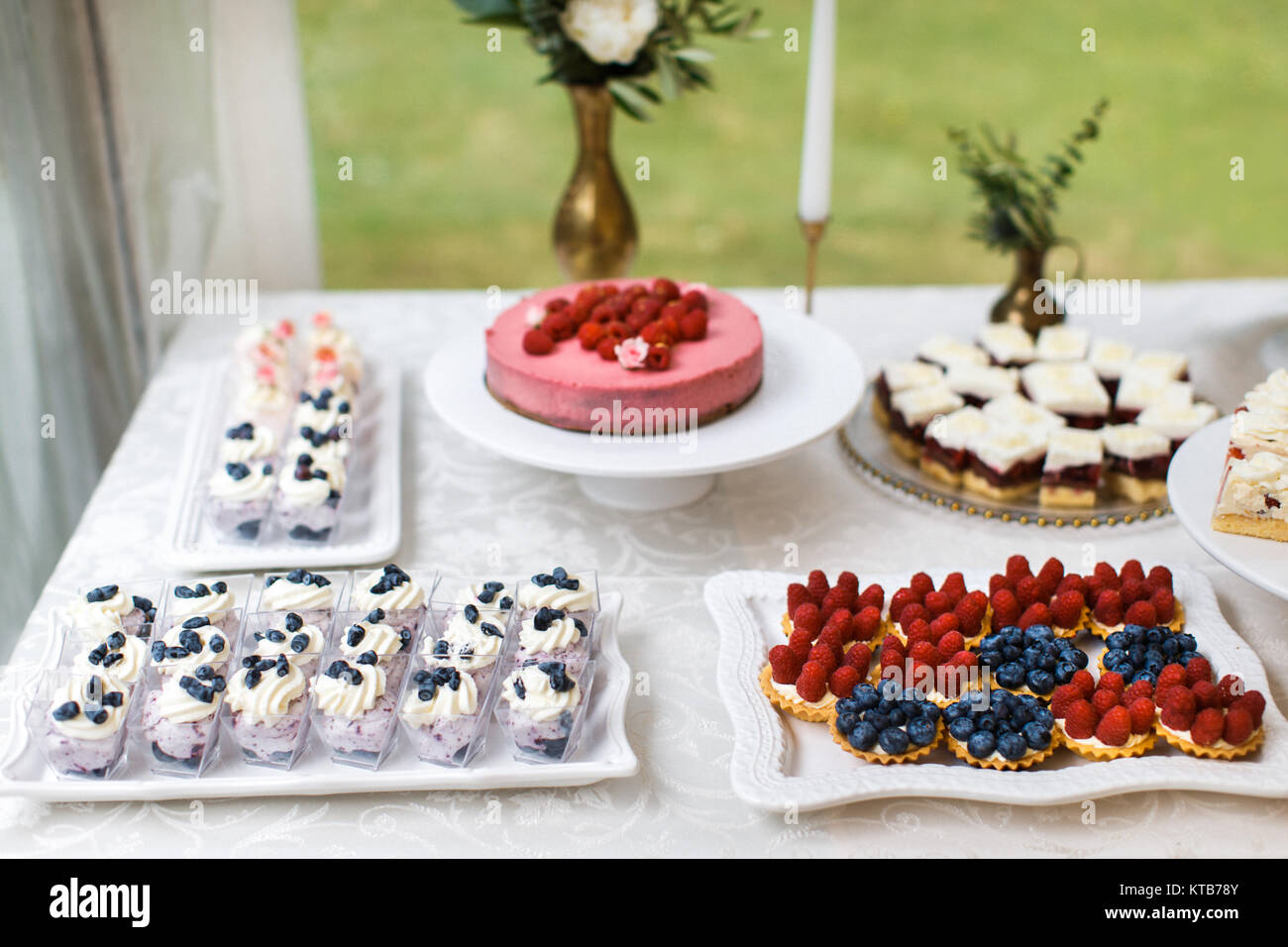 Loads of chocolate hi-res stock photography and images - Alamy