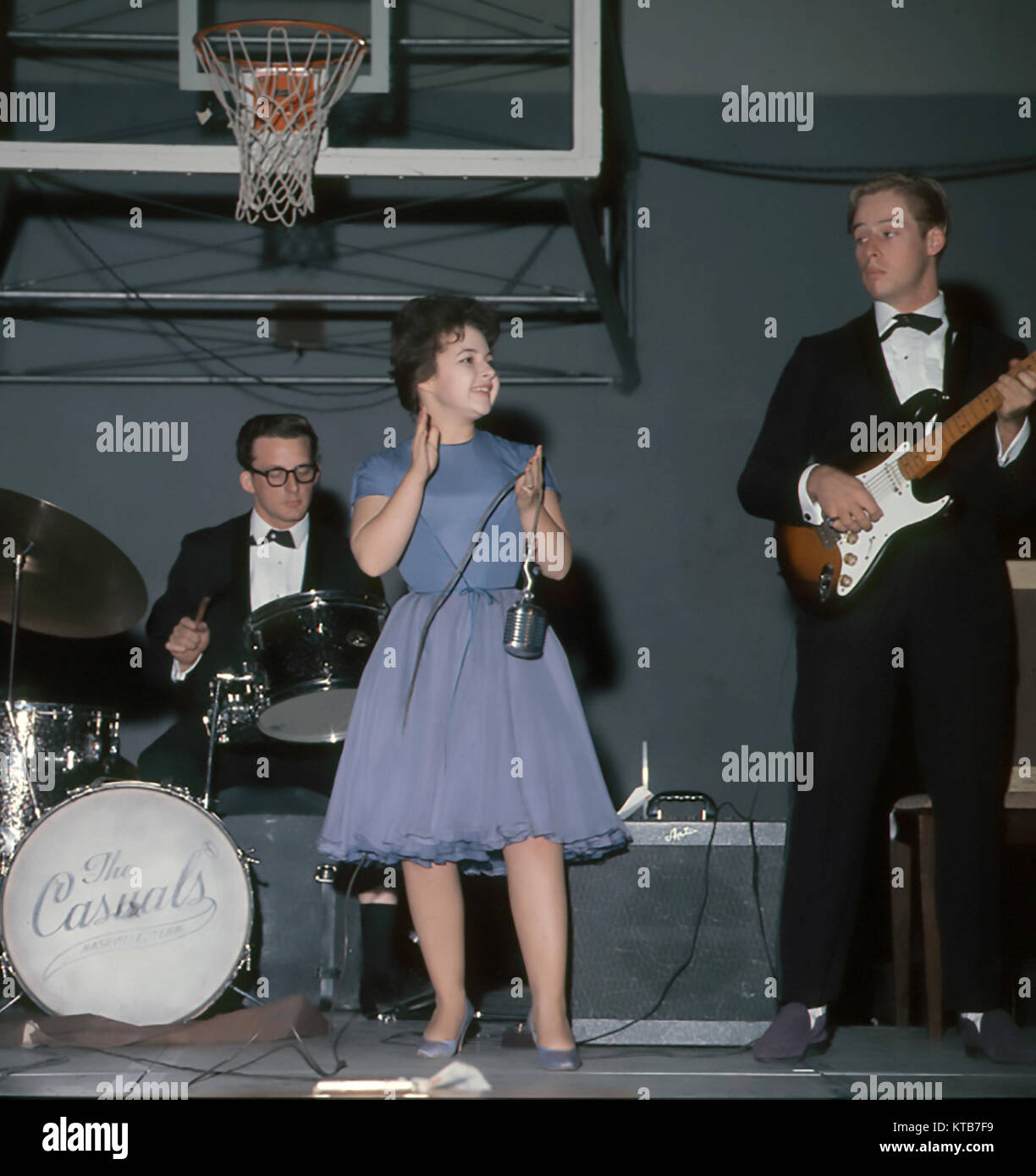 BRENDA LEE US pop singer about 1957 Stock Photo - Alamy