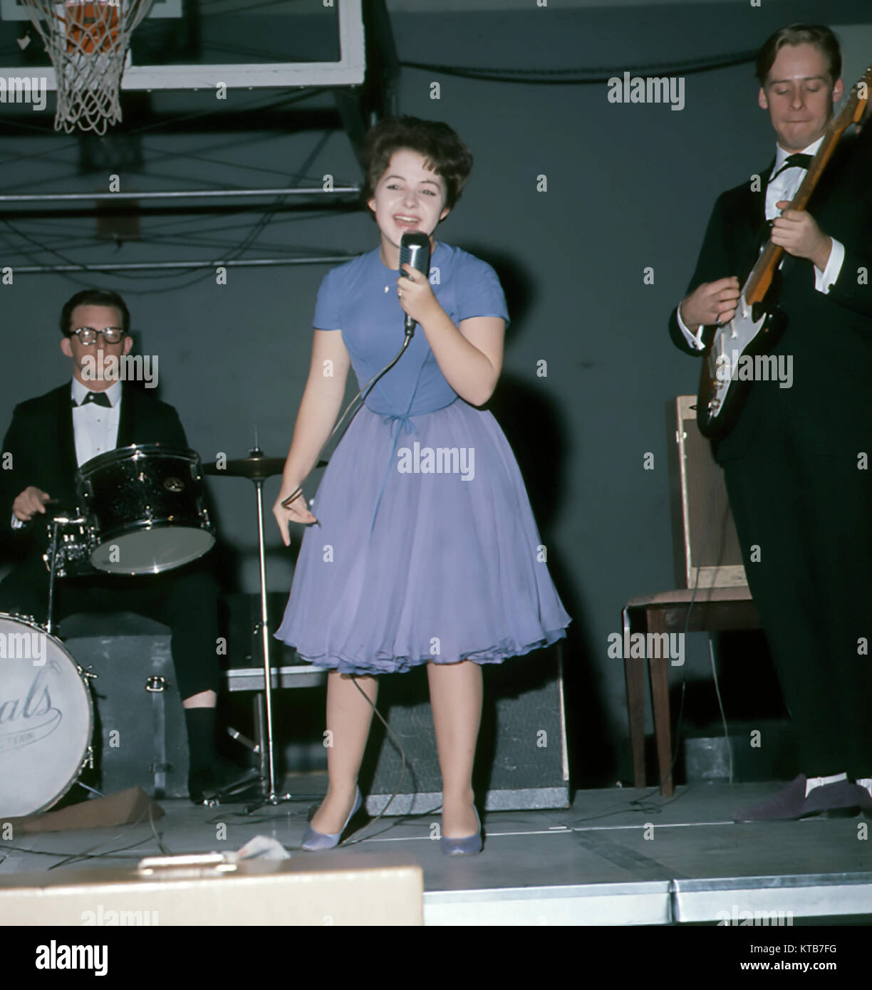 BRENDA LEE US pop singer about 1957 Stock Photo - Alamy