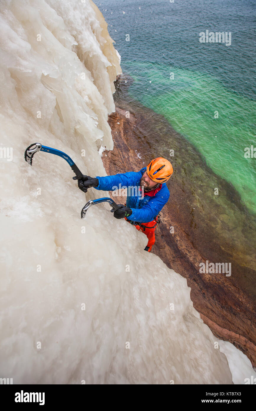 Pictured rocks northern michigan hi-res stock photography and images ...
