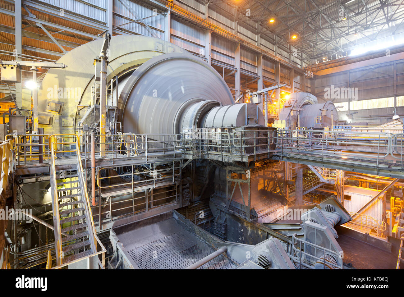 Ball mill hi-res stock photography and images - Alamy